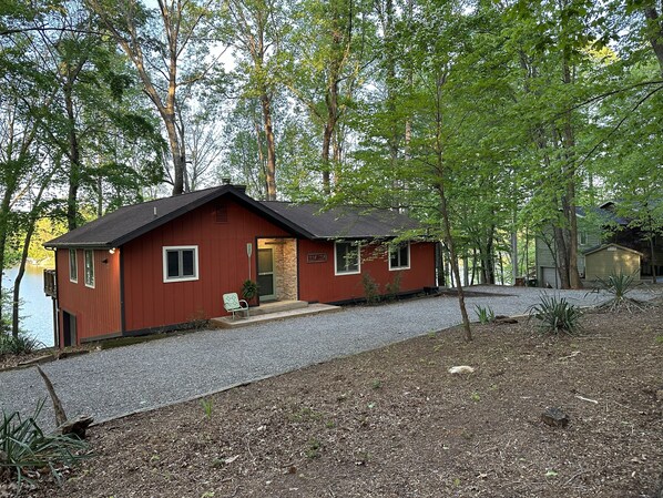 Lake front home with beach and boat access. - Moneta | Vrbo