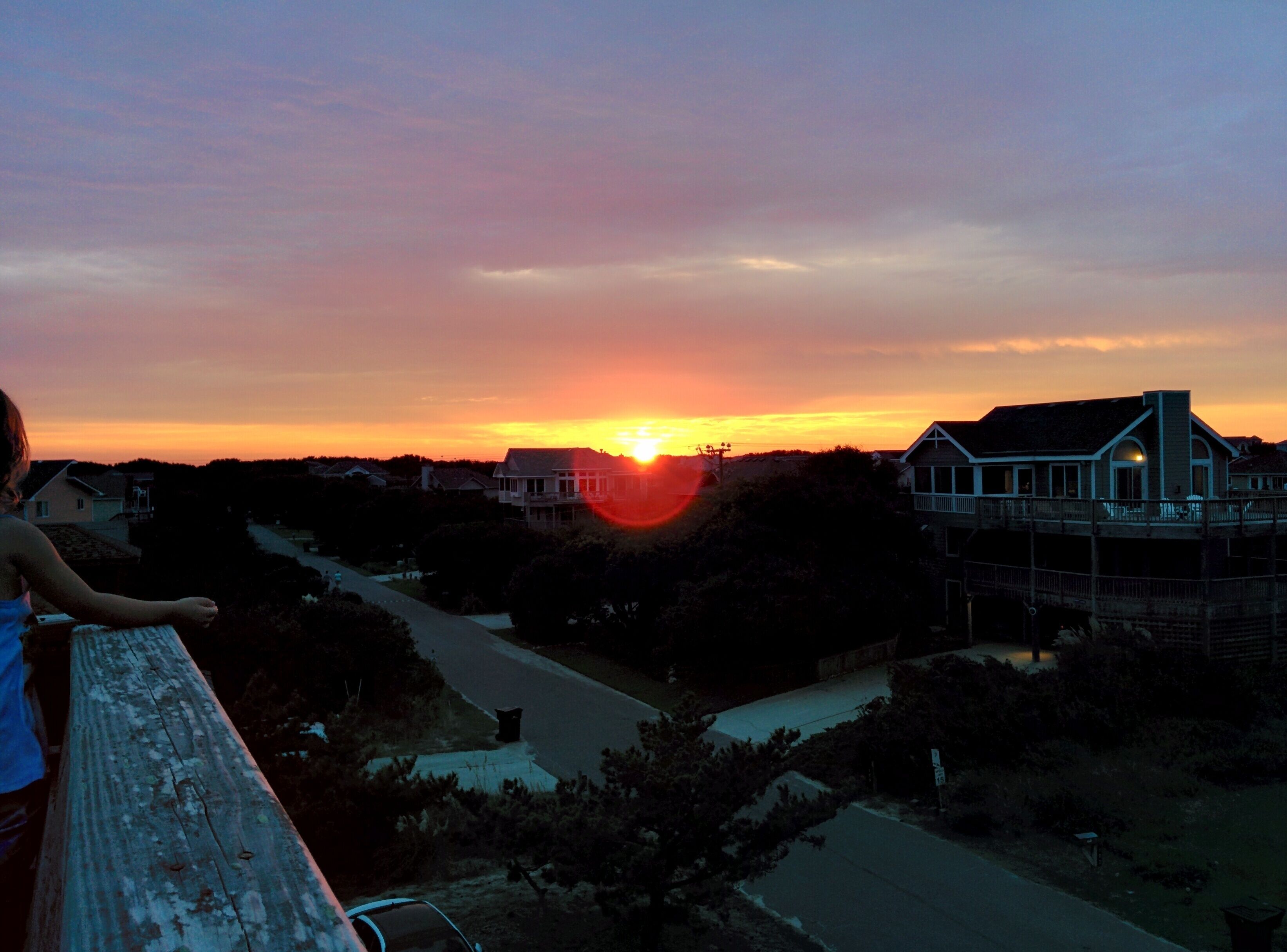 Just A Few Steps To The Beach In This Relaxing Beach Home With Pool And ...