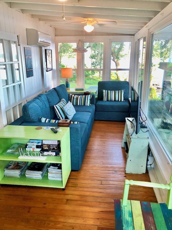 Deep Last Minute Reductions For Available Dec Dates! Charming With Character! - Lake Talquin State Forest, Tallahassee