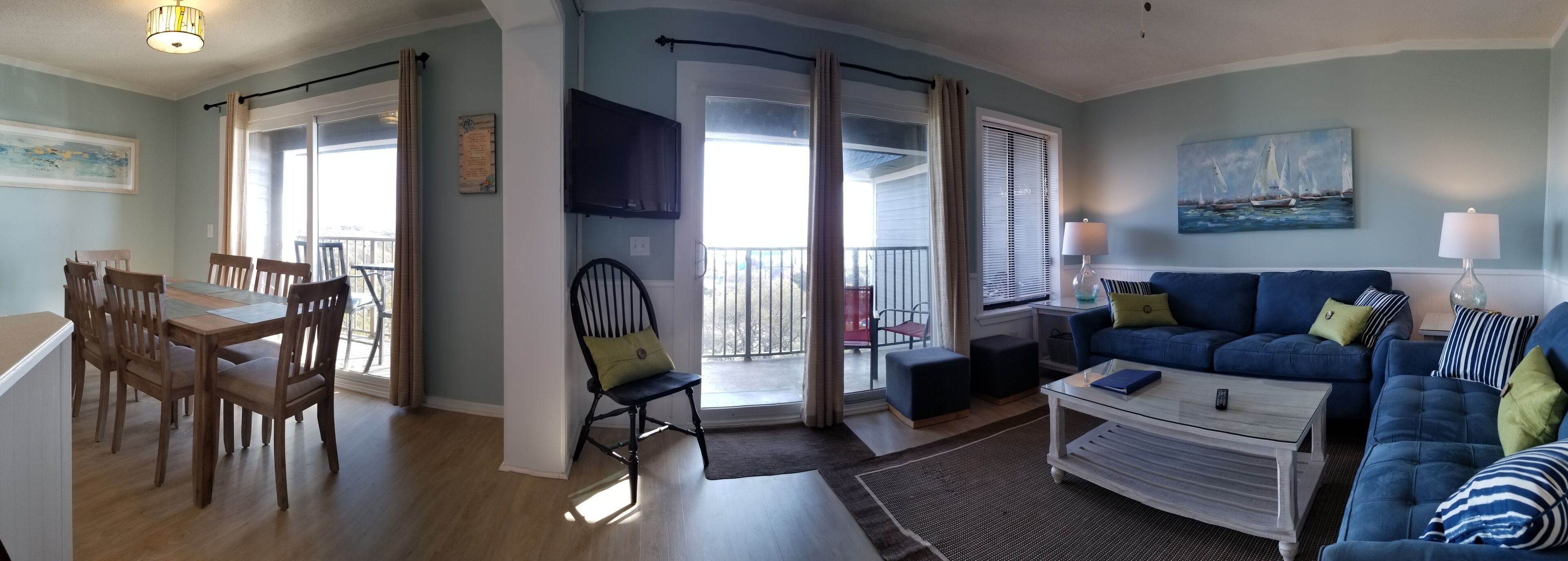 Top Floor - King Bed! - Clean! - The View!!  - Fully Renovated - South Carolina