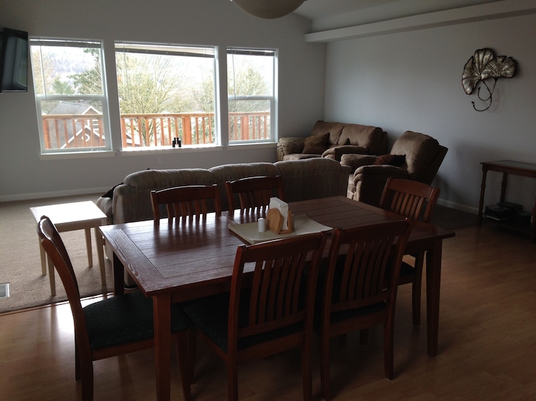 Mayfield Lake View Apartment - State of Washington