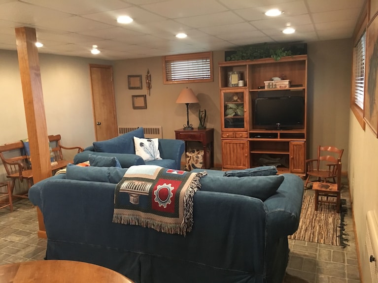 Waterfront 5 Bedroom Lakehouse With Private Dock On Indian Lake - Indian Lake, OH