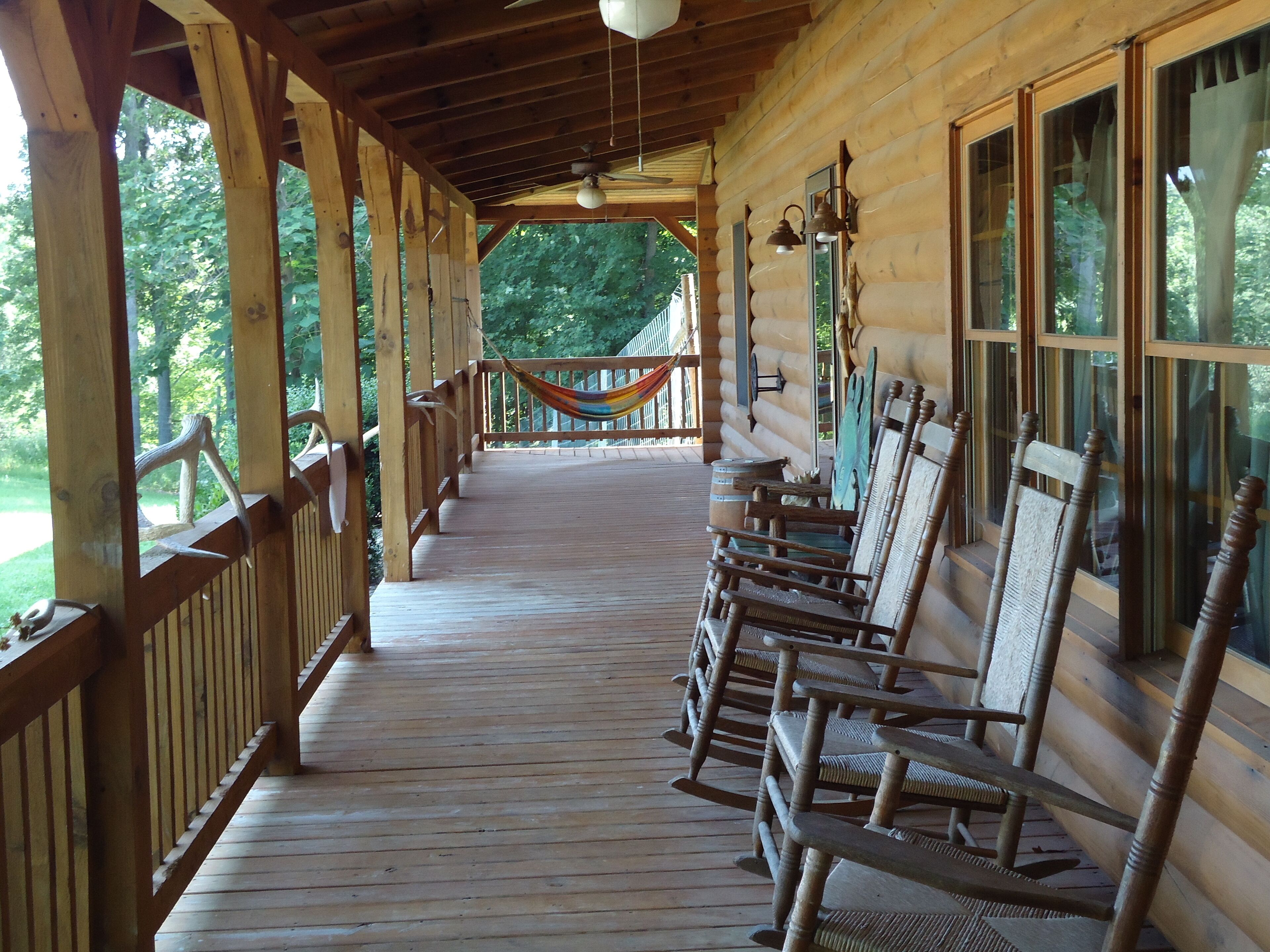 Elk Ridge Ranch ~ Luxury Log Lodge ~ 5 Plus Bedrooms ~ 3 Fire Places ...