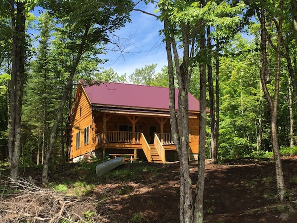 Authenic Amish built log cabin on 3,300 acre Gile Flowage. All Modern ...