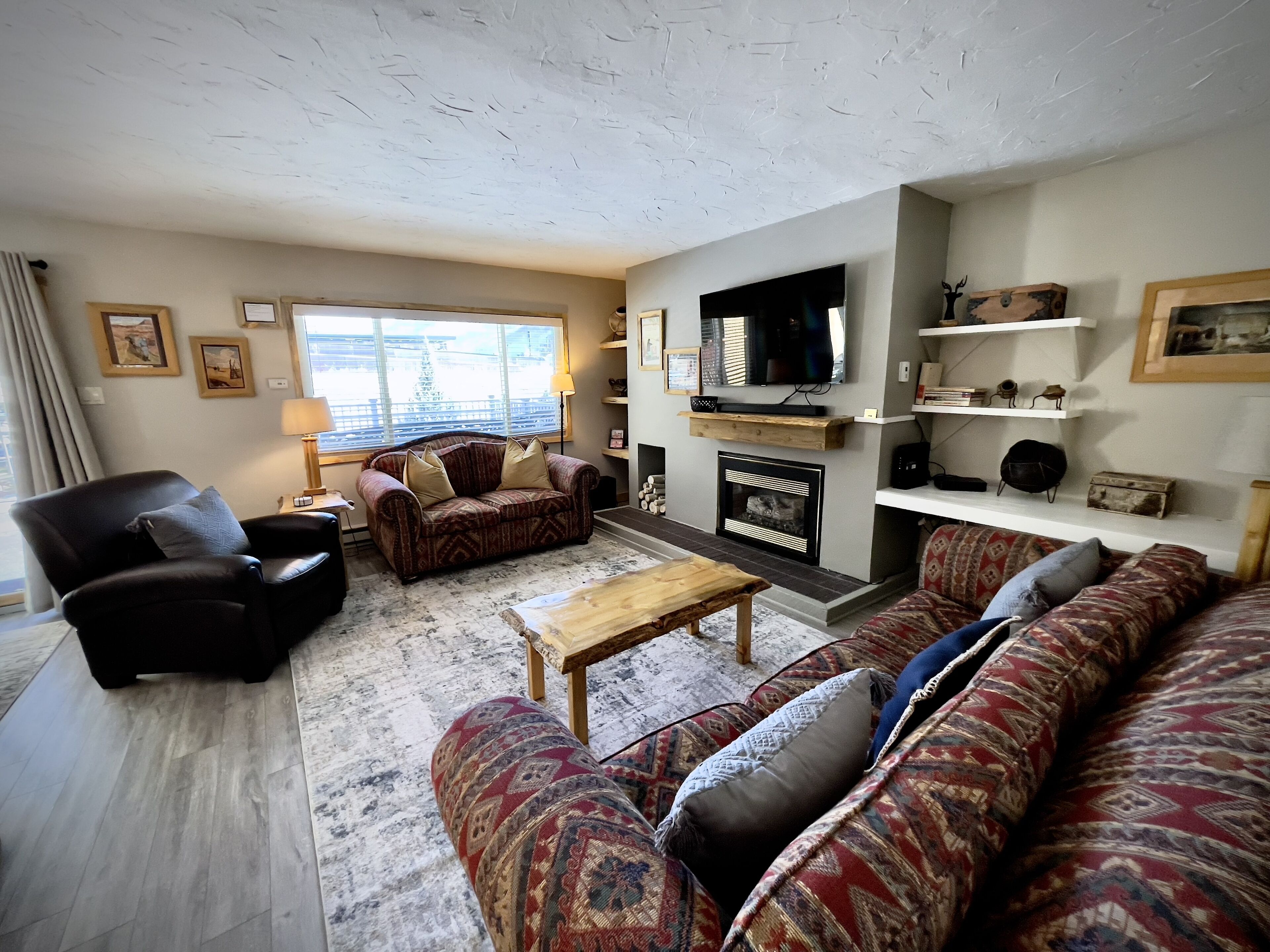 Escape To Vail! Lionshead Condo With Huge Deck!hot Tub, Pool, Wifi, Views! - Vail, CO