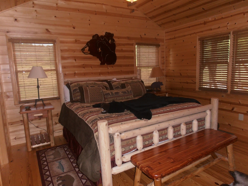 Bear Claw Cabin, Located In Blairsville,ga ! On Richard Russell Scenic Hwy !! - Georgia