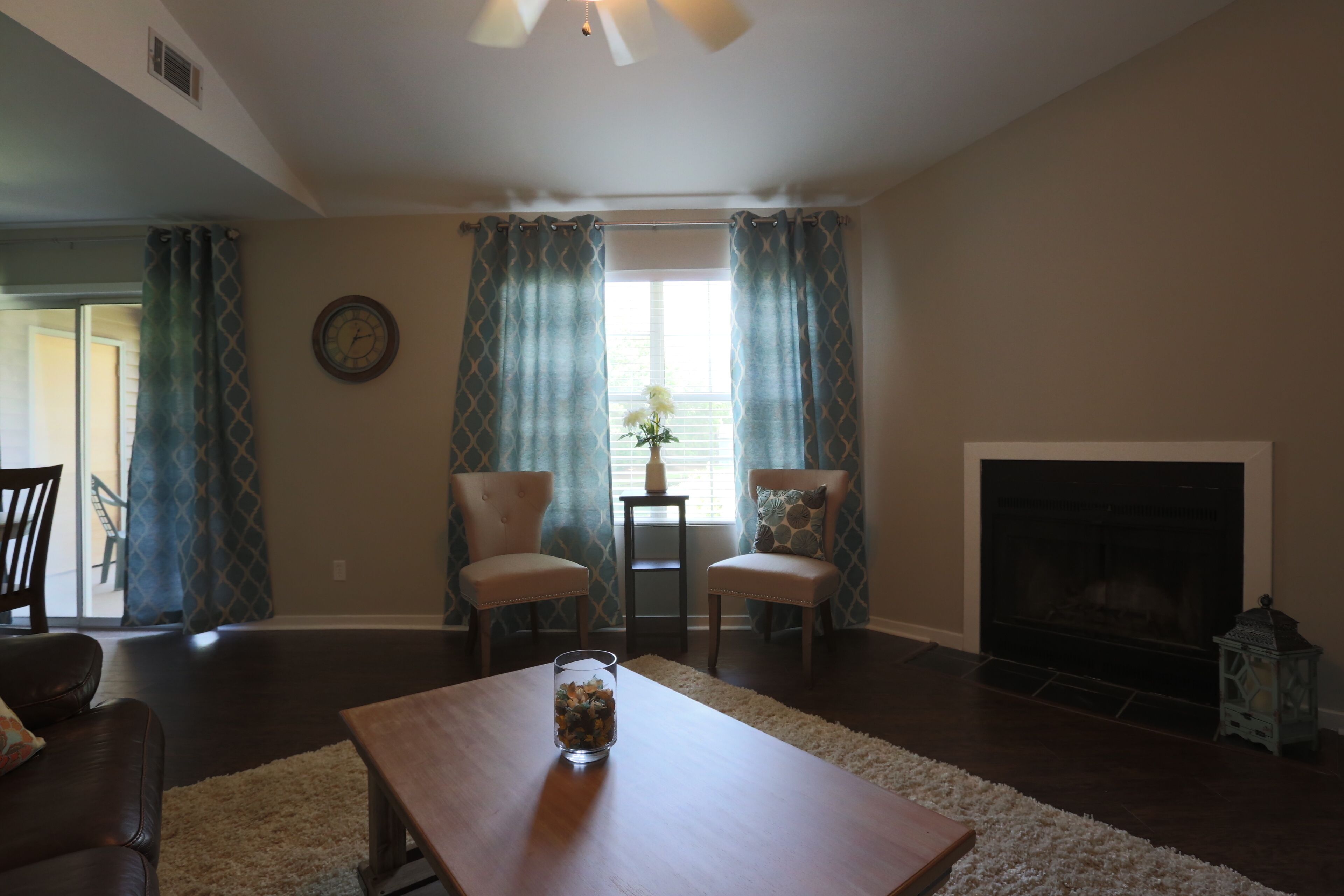 Fresh And Cozy- 2 Bedrooms And 2 Baths - Charleston Southern University, North Charleston