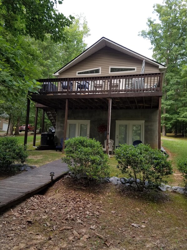 Lake Gaston Waterfront Cottage Sleeps 6 Adults, with private Boathouse ...