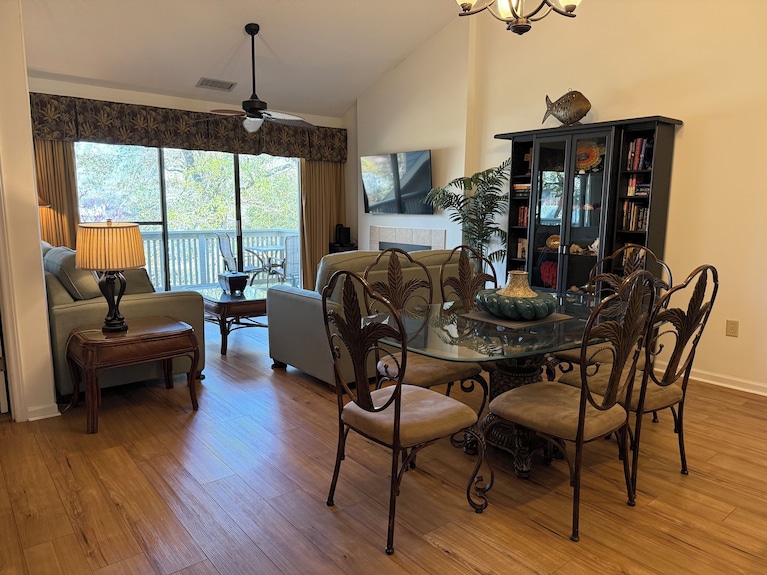 Closest St. James Park Villa To Beach And Pool. 3 Full-bath Primary Suites - South Carolina