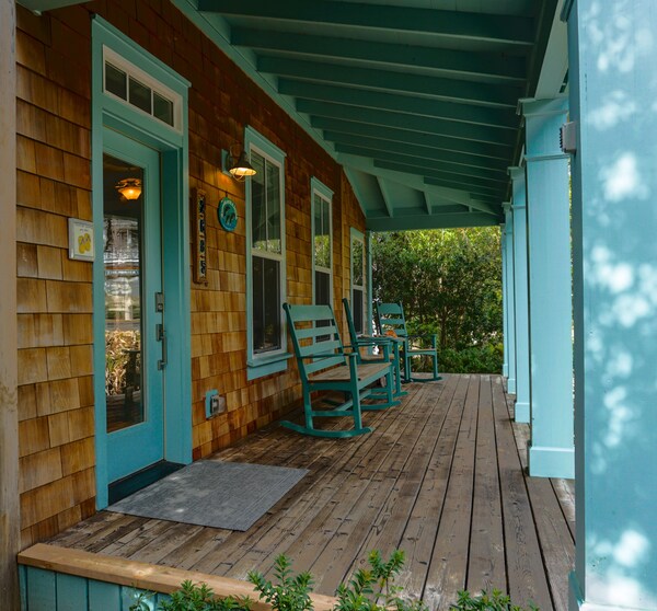 2,850 Sq Ft Beach Home,  Game Room, Hot Tub &More! - Lincoln City, OR