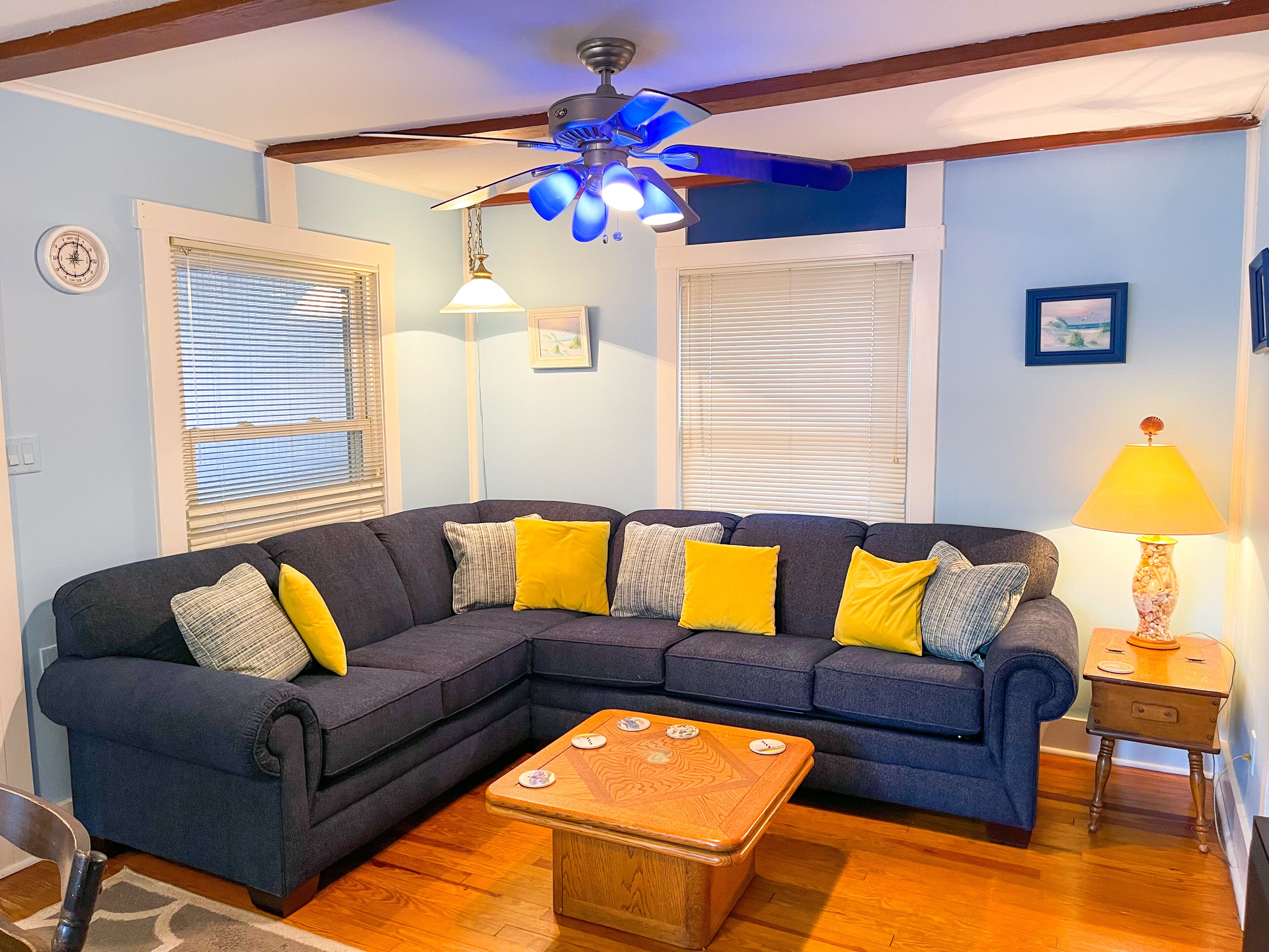 Casacottage: 1 Block To Beach, Sleeps 14, Parking For 4 Cars! - Dewey Beach, DE