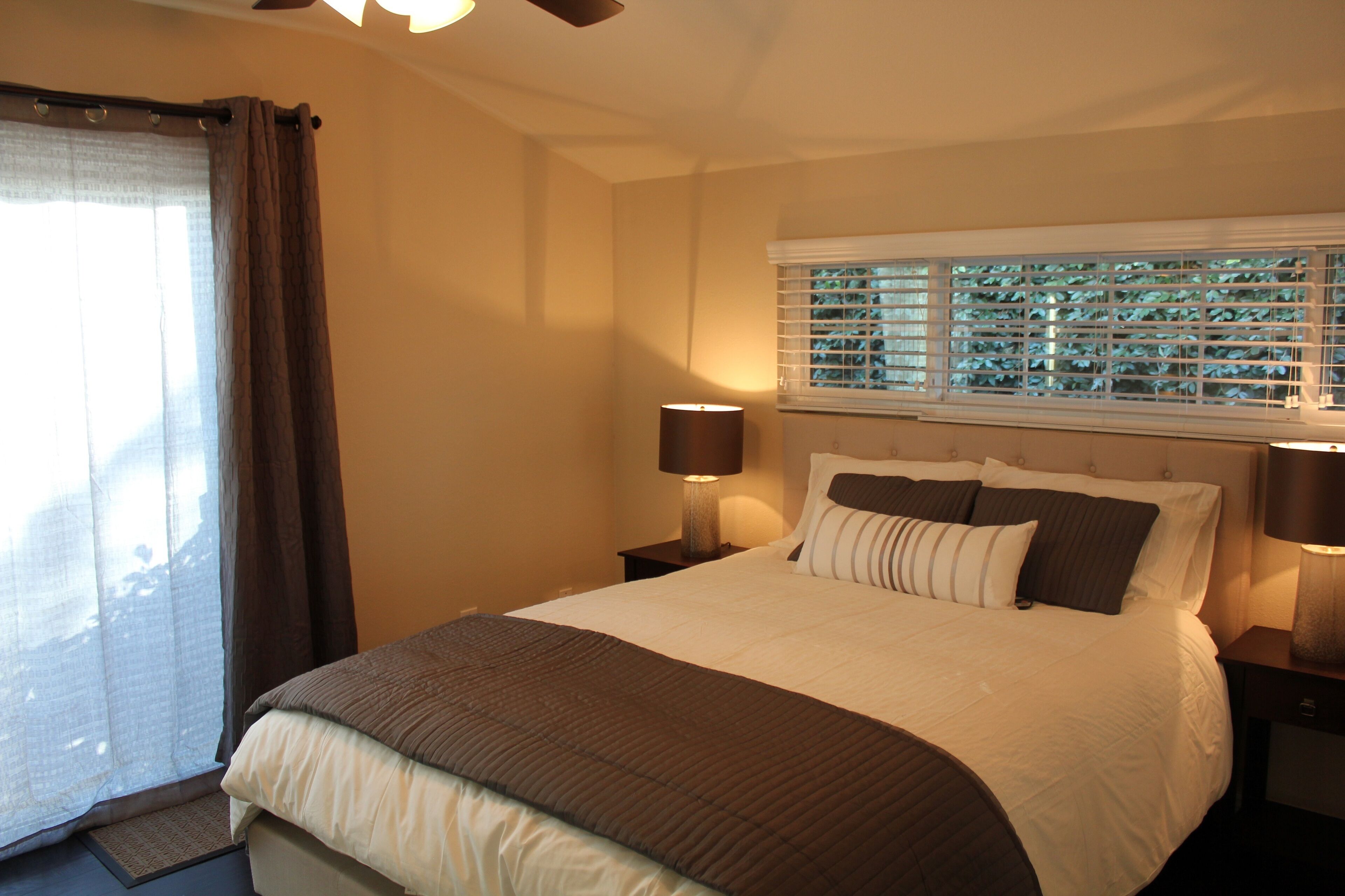 Walking Distance To Disneyland And Anaheim Convention Center - Anaheim, CA