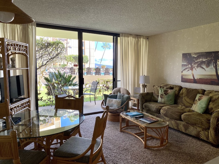 Great Rates- Popular Ground Floor Unit At Oceanfront Resort. - Kealia Pond National Wildlife Refuge
