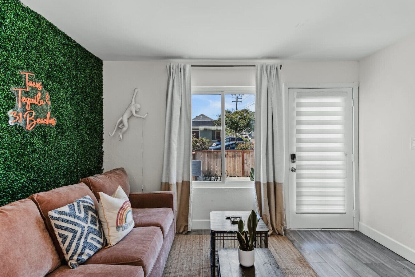 Casa Nova - Central San Diego Free Parking - San Diego, CA