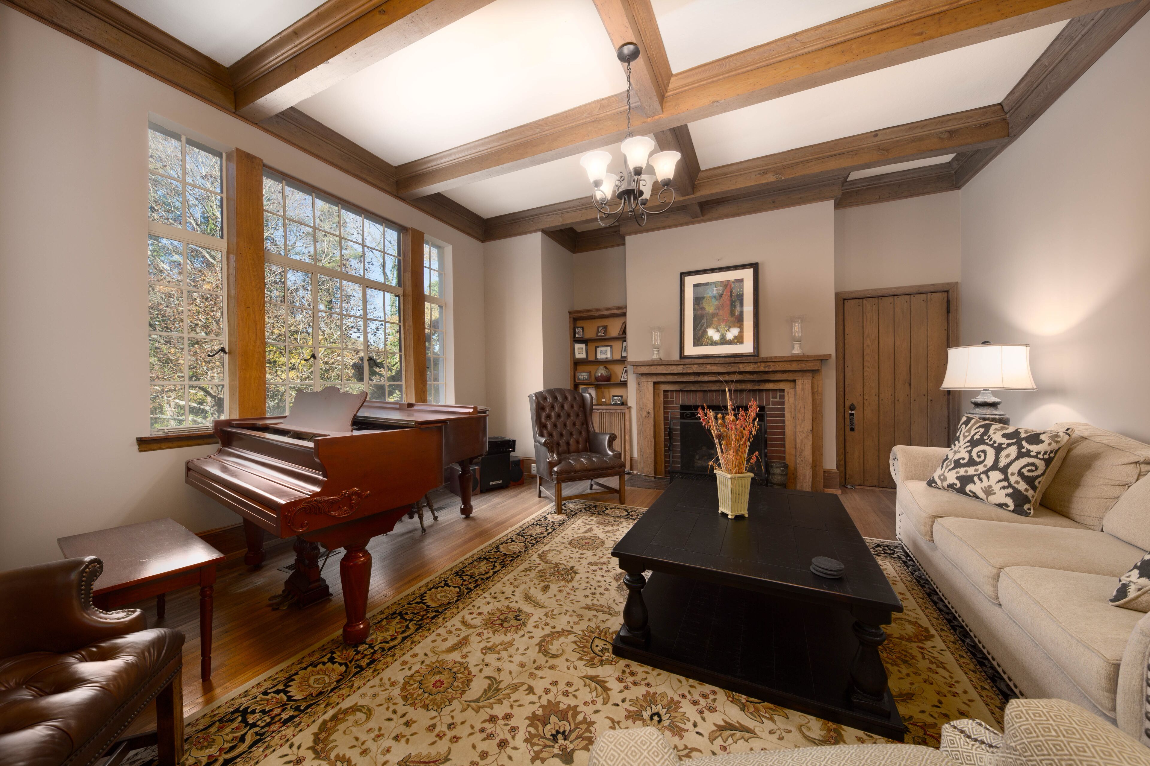 Historic 8 Br Tudor On 3 1/2 Acres.  Private Estate And Beautiful Setting. - North Carolina