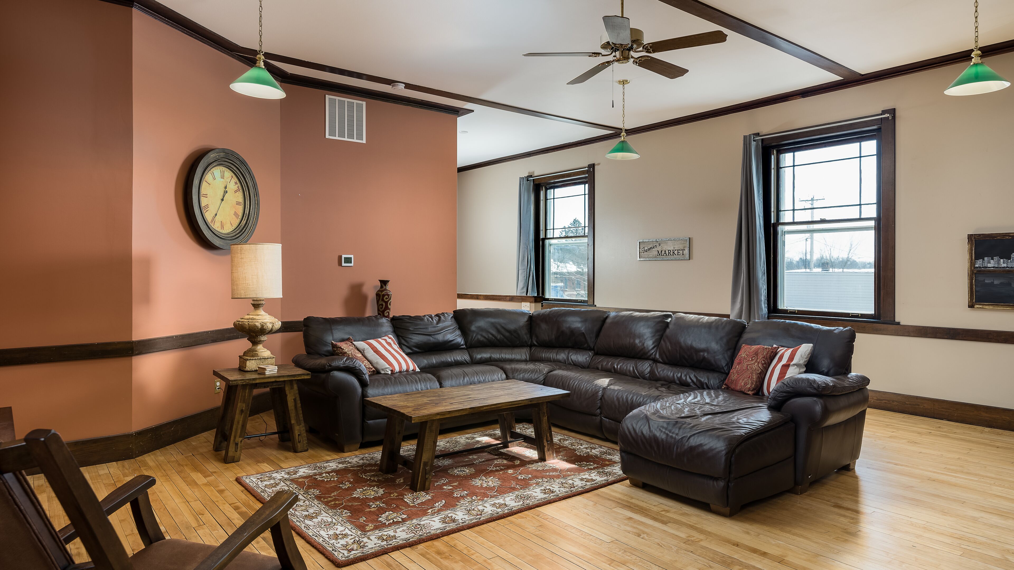 Main Street Lodge - Viroqua, WI