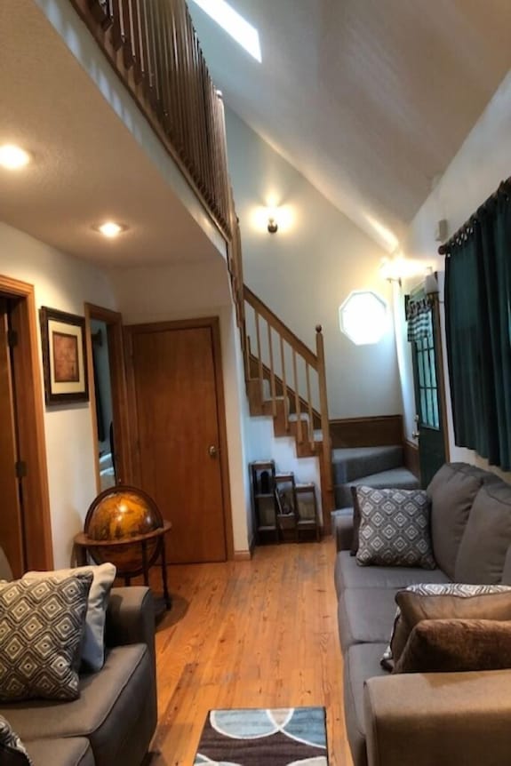 Private Cottage At Lake Cumberland Resort- A Gated Lakefront Community - Kentucky
