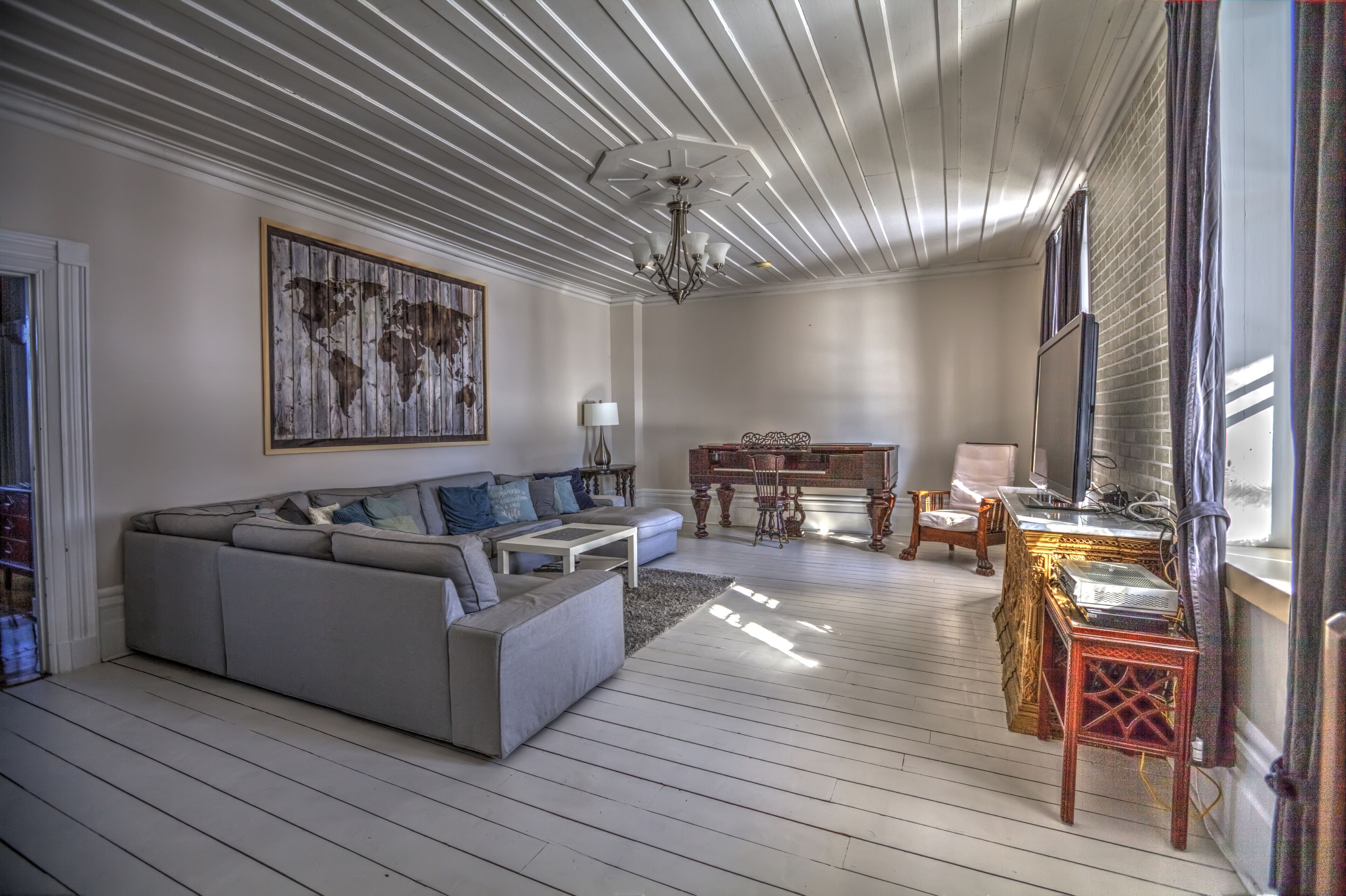 Maison Patriomonale En Brique Unique Dans Le Vieux-beloeil Historique - Beloeil