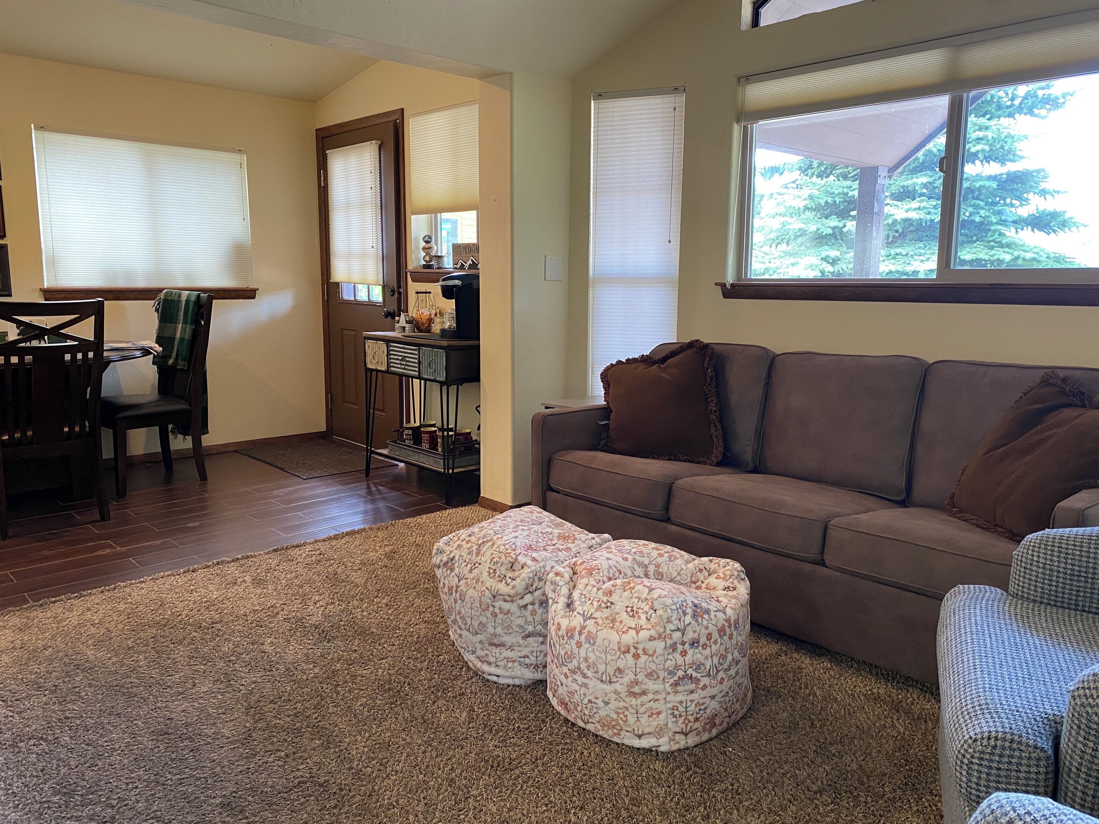 River Front, Cozy Chalet-close To Town/gondola/indoor Pool/hot Tubs/deck/shuttle - Colorado