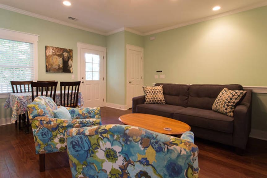 Fernwood Cottage En El Distrito Histórico - Con Arte Local - Savannah, GA