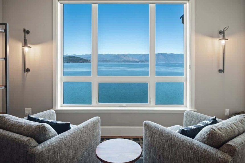 Hello Gorgeous! Luxury Waterfront Condo W/heated Pool, Hot Tub, Spa - Lake Pend Oreille, ID