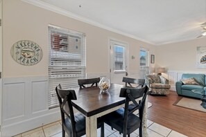 May Special - Book 3 nights, Receive 4th night free - Gulf Shores | Vrbo