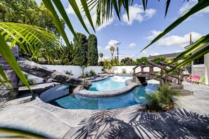 8 Bedroom Pool, Flowing Lazy River & Water Slide near Disneyland ...