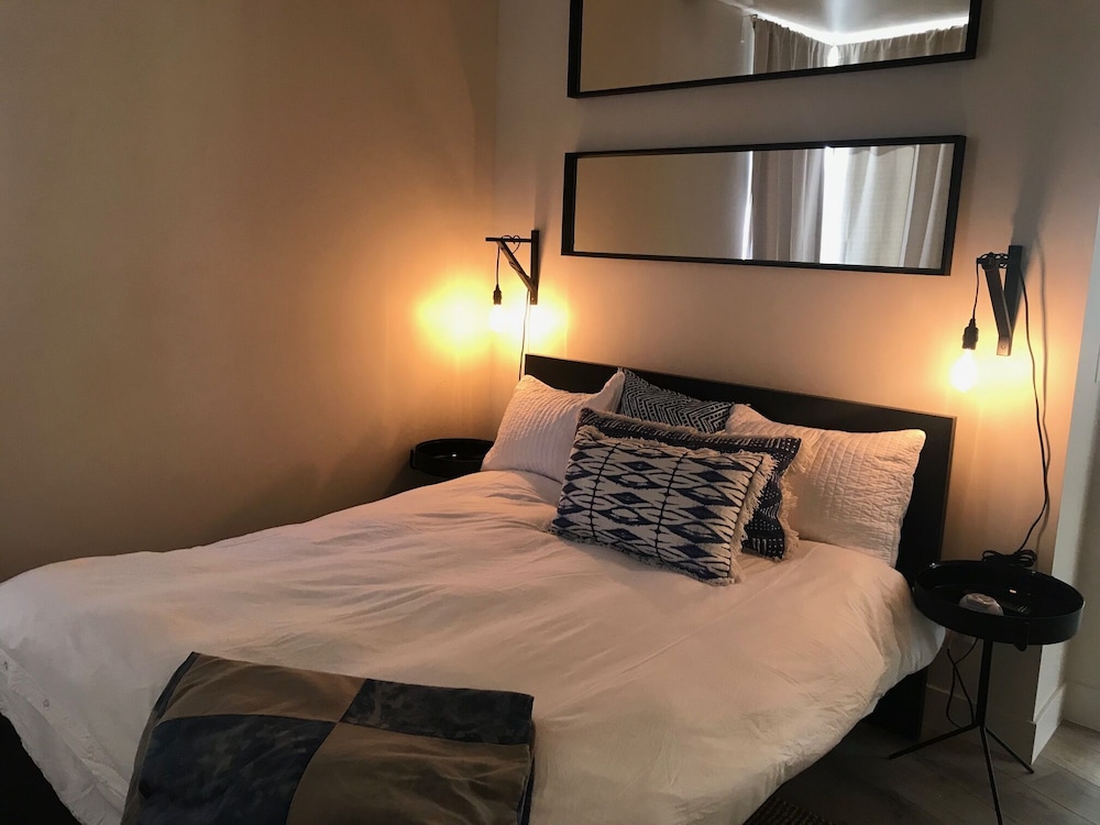 New 2018 Next To Virgin River And Town Shuttle Stop 2 Miles Znp Main Entrance - Springdale, UT