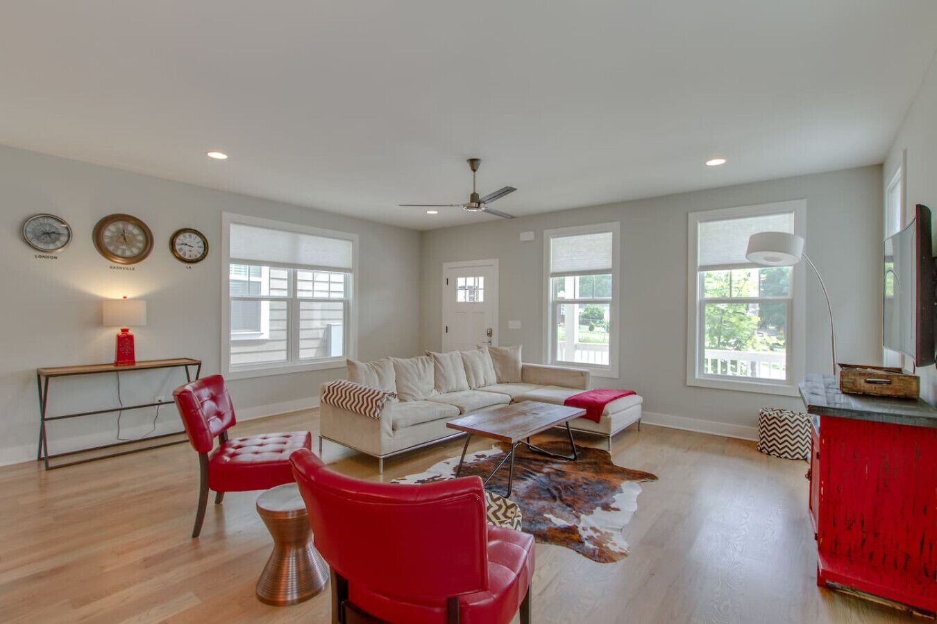 Spacious Nashville Home - 4br/2.5bth - 7 Beds - Nashville, TN