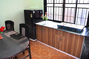 Quarto Twin Deluxe | Cozinha partilhada
