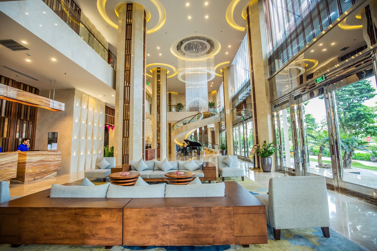 Central Luxury Ha Long Hotel Reviews, Deals & Photos 2025 - Expedia.com
