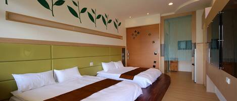 Quarto Quádruplo Comfort, não fumadores | Wi-fi grátis, roupa de cama fornecida