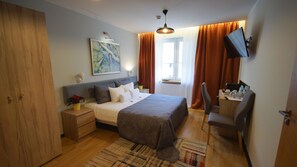 Apartamento, para não fumantes | 1 quarto, cofres nos quartos, individualmente decorados