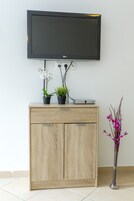 Apartamento, 1 quarto, varanda (A1) | TV