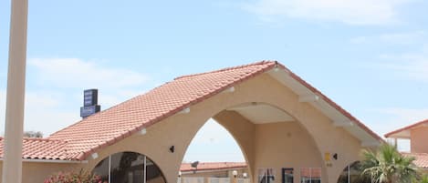 Fachada da propriedade