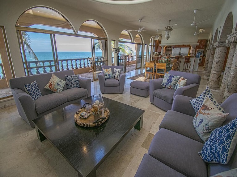 Mazatlan El Delfin Oceanfront Estate - Mazatlán