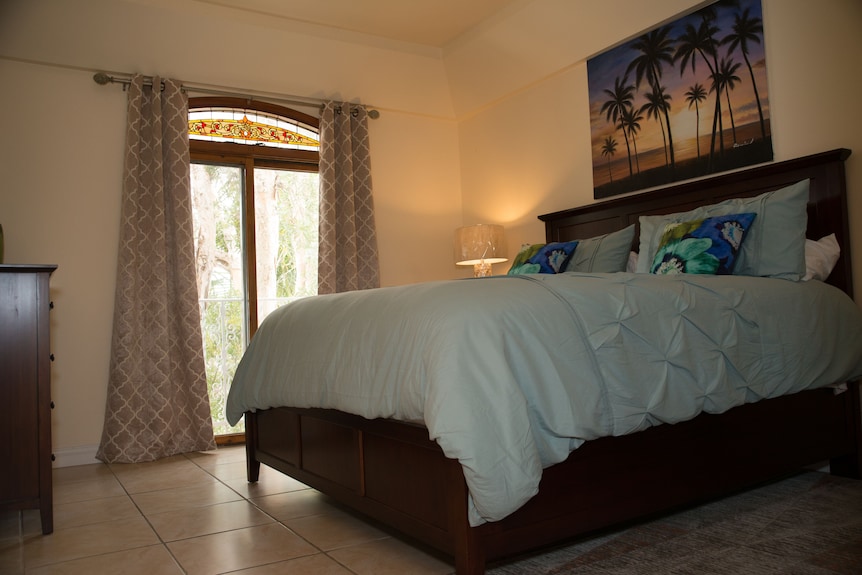 Walking Distance From 5 Star Resturants!! - Brentwood - Los Angeles