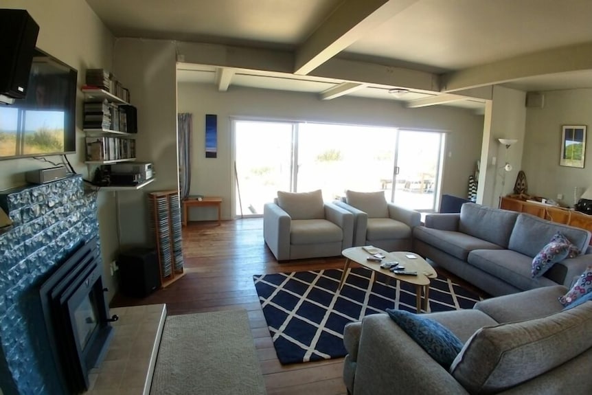 Magical Beach Kiwi Bach - Levin