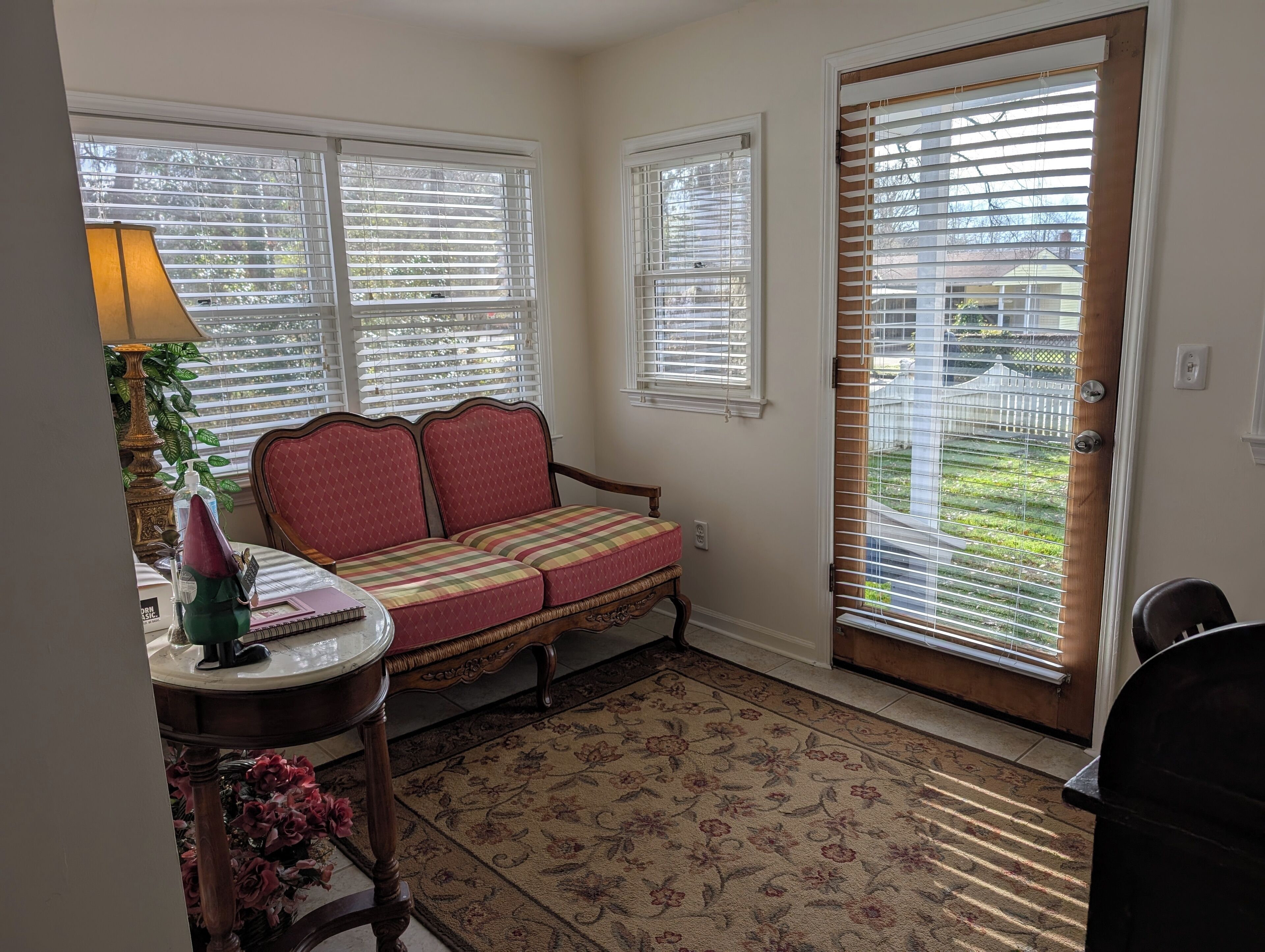 Downtown Bungalow! Dog Friendly -  Wifi! - Brevard, NC