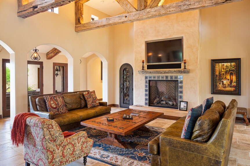 Five En-suite Home Just A Few Minutes From Downtown Paso Robles - San Miguel, CA