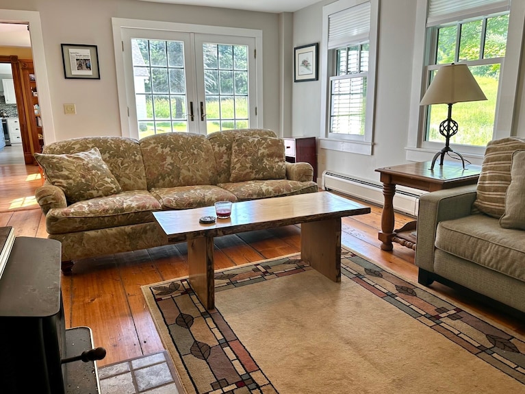 Spruce Hill Farm - 1850 Farmhouse On 50 Acres - Minutes To Mt Snow!! - Wilmington, VT