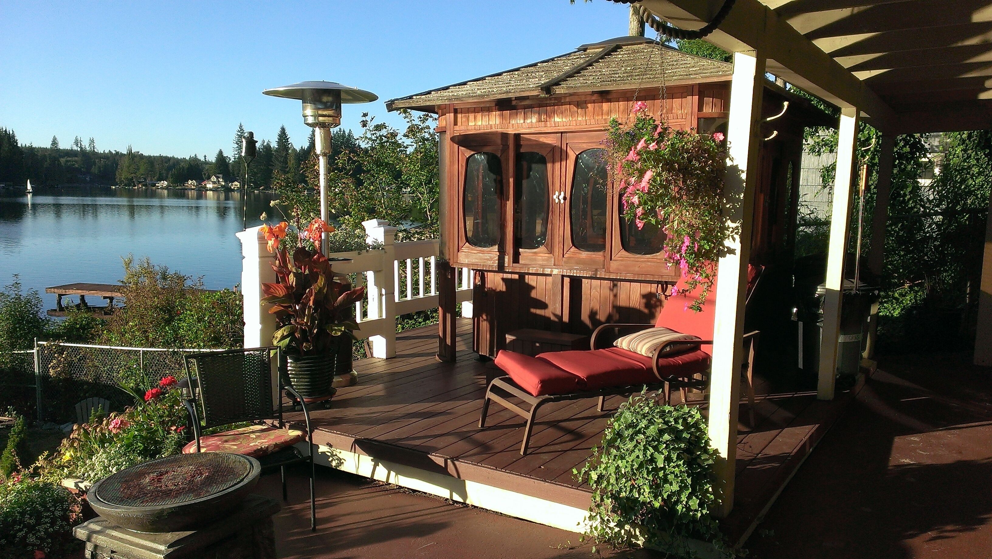 Lake Roesiger Waterfront Home with Dock - Lake Roesiger | Vrbo