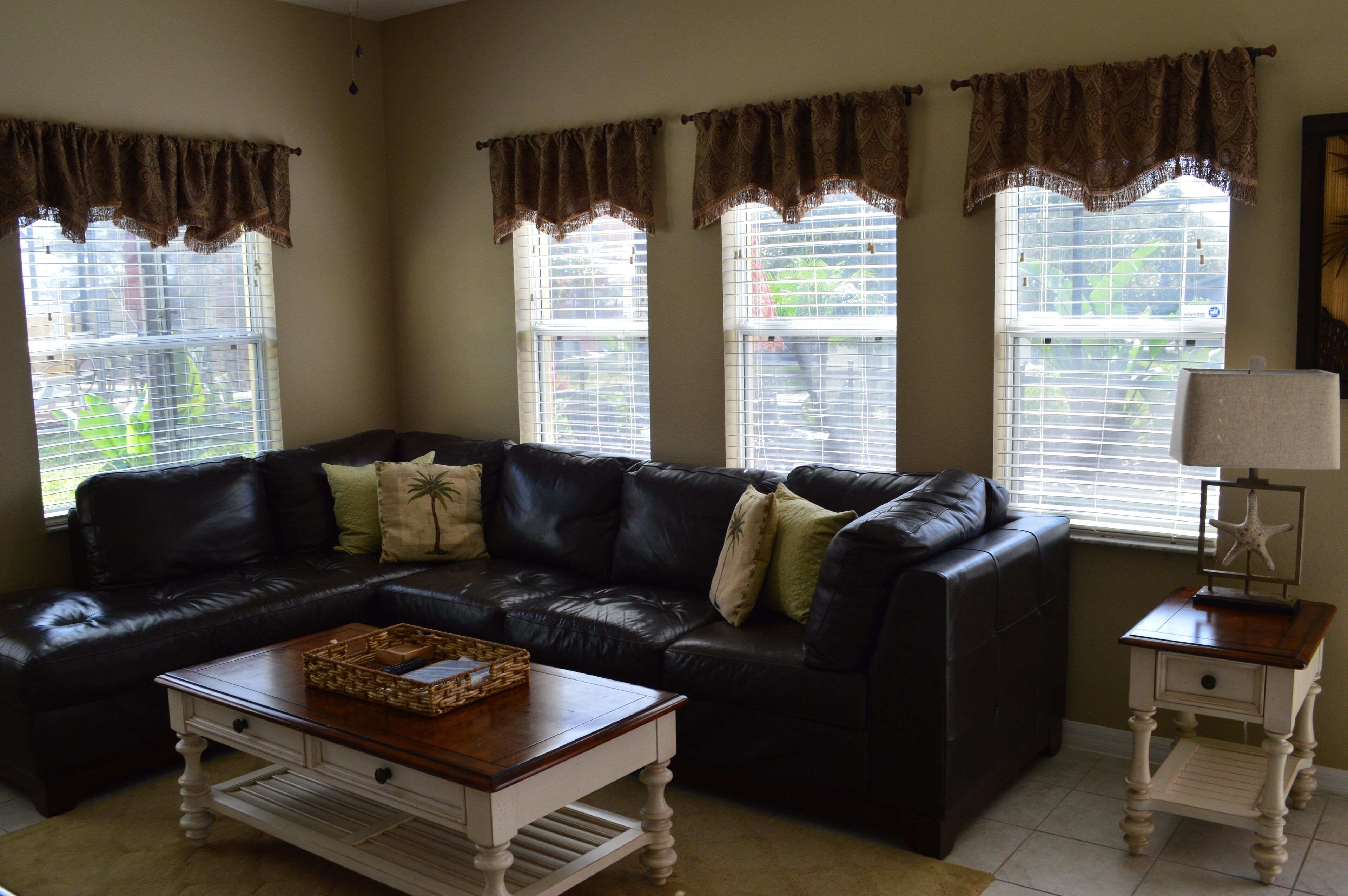 Elegant, Spacious Townhome Within 4 Miles To Walt Disney World - Four Corners, FL