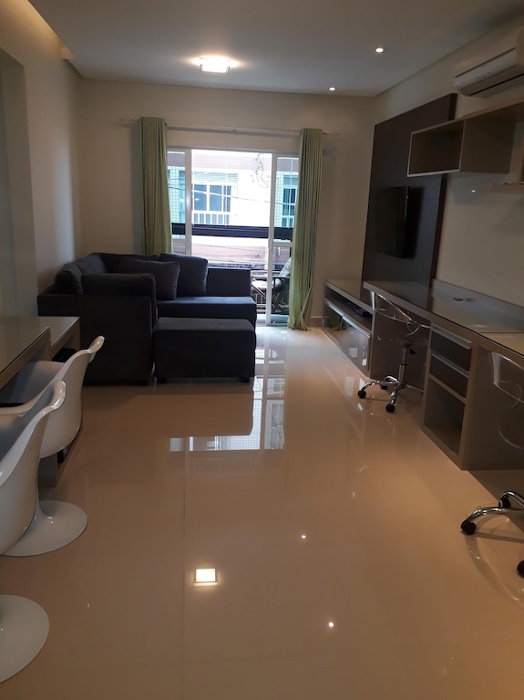 Beautiful 2 Bedroom Apartment With 1 Suite In Canto Do Forte - Santos State