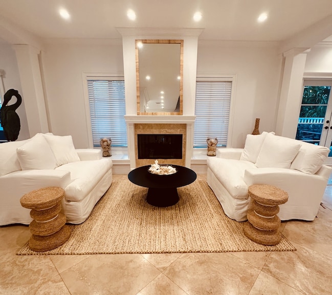 Custom Built Luxury Home On Canal; Walk To Beach; Close To Everything! - Marathon, FL