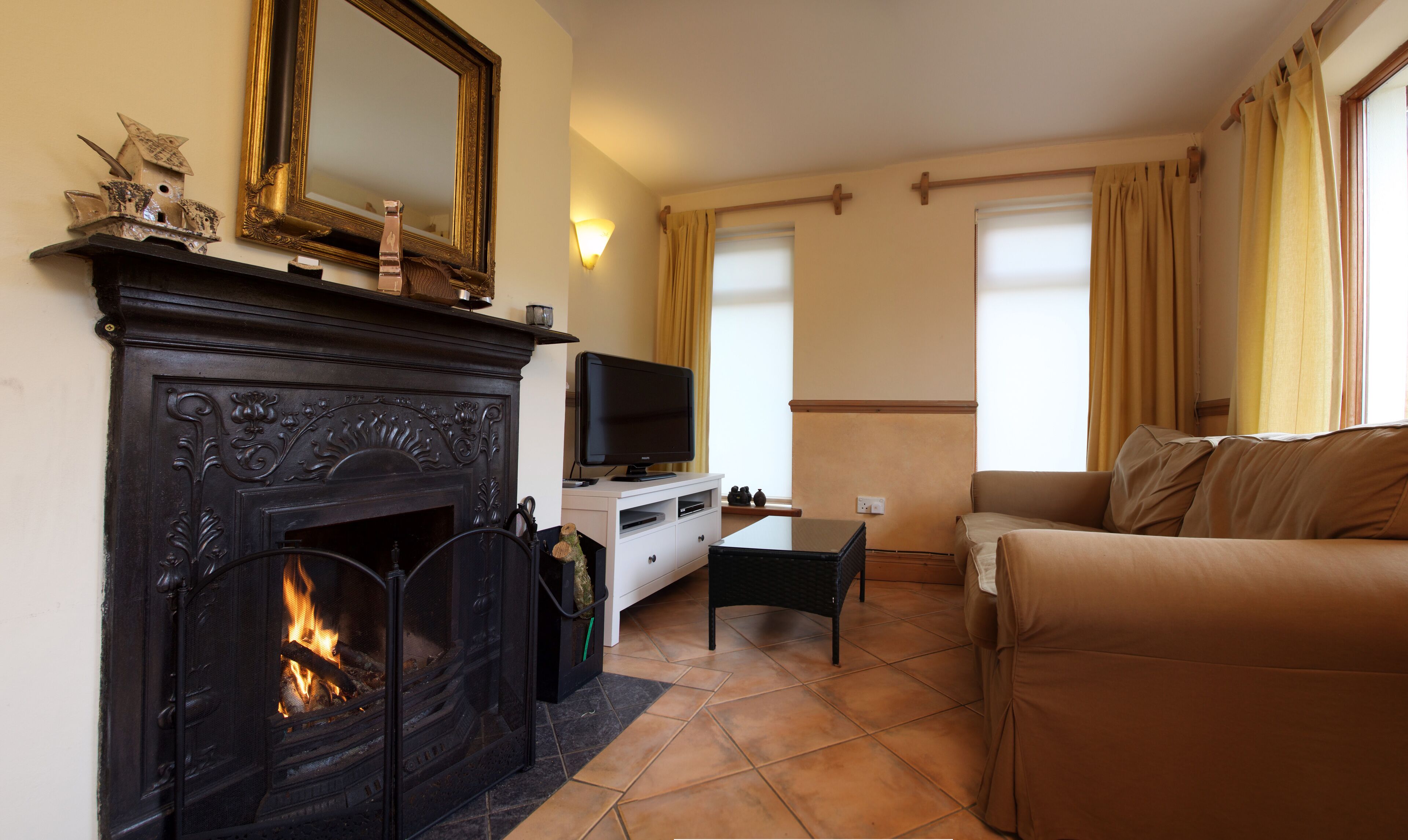 Rusheens Cottage. Charming Comfortable Cottage With Sauna In Peaceful Valley. - Ireland