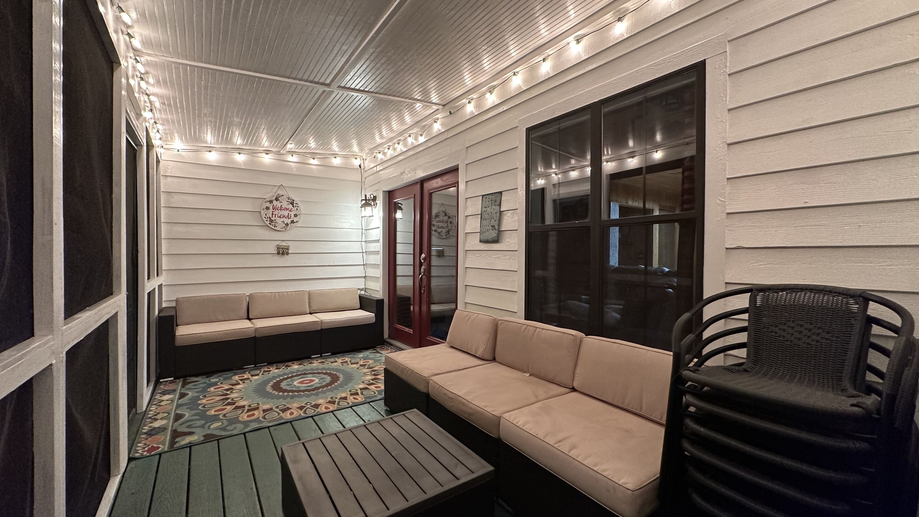 Creekfront Property With Close-in Locations And Privacy - Townsend, TN