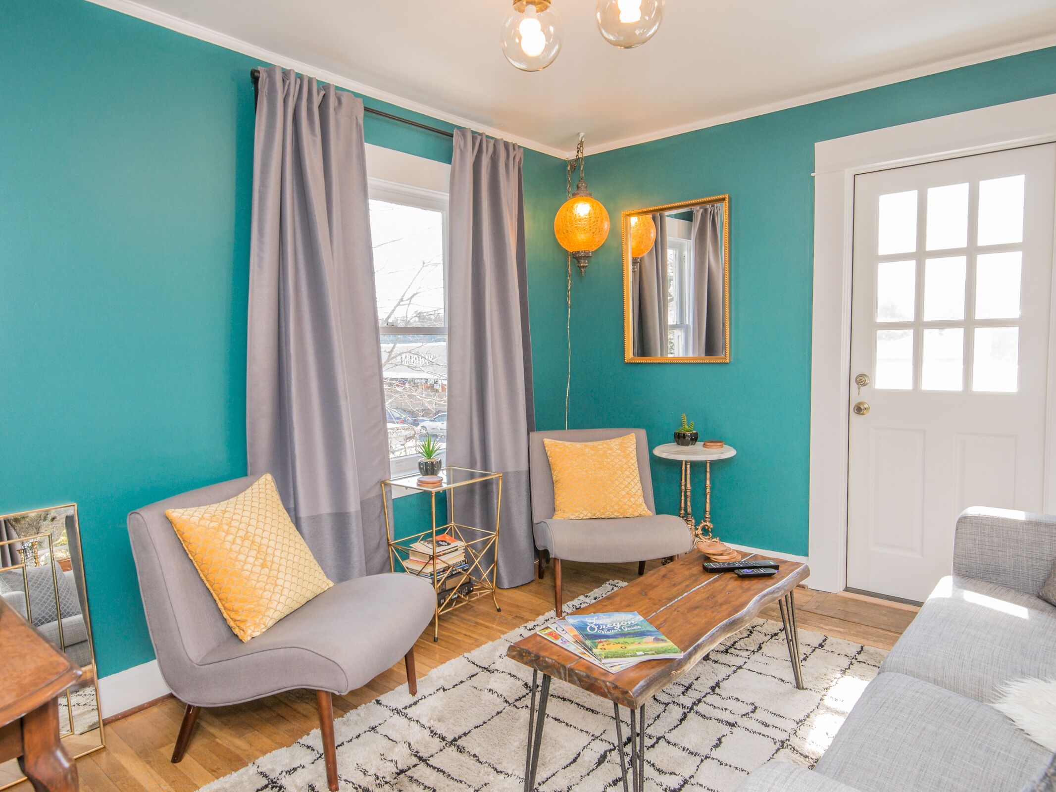 Luxury 3-bedroom Home In Heart Of Portland Near Everything - Portland, OR