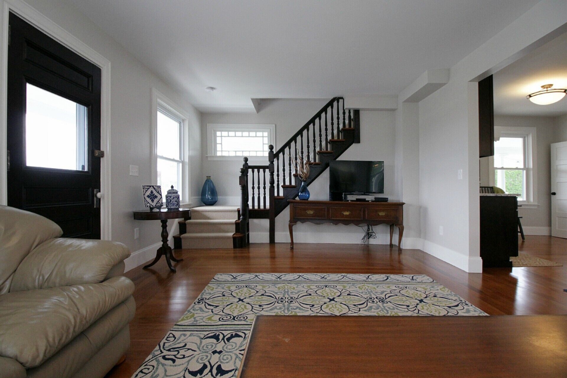 Water View 6-bedroom Colonial, Hedgegate Of Newport, \Nperfect For Large Groups\n - Newport, RI