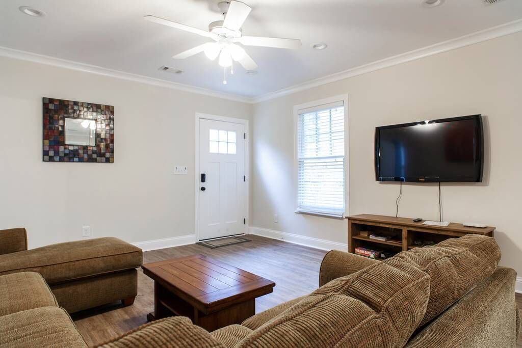 Heart Of Midtown - Walkable - Private Pet Relief Yard - Gated Parking - Atlanta, GA